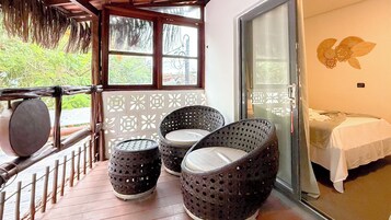 Quarto triplo, sacada | Wi-Fi de cortesia