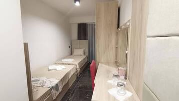 Quarto Twin, vista para a montanha | Wi-fi grátis