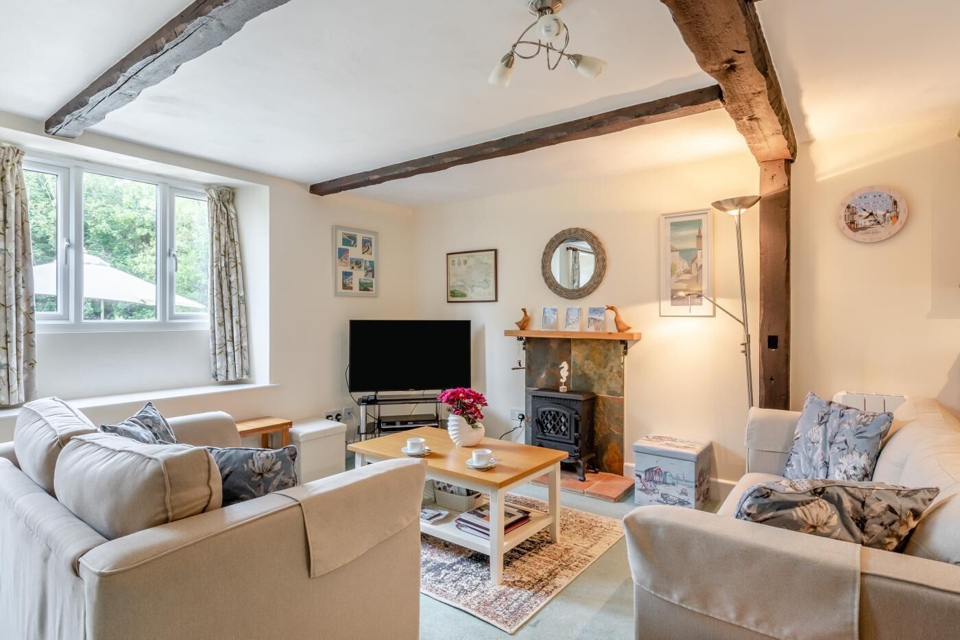 2 Bed In Lyme Regis (Oc-c32116) - Axminster