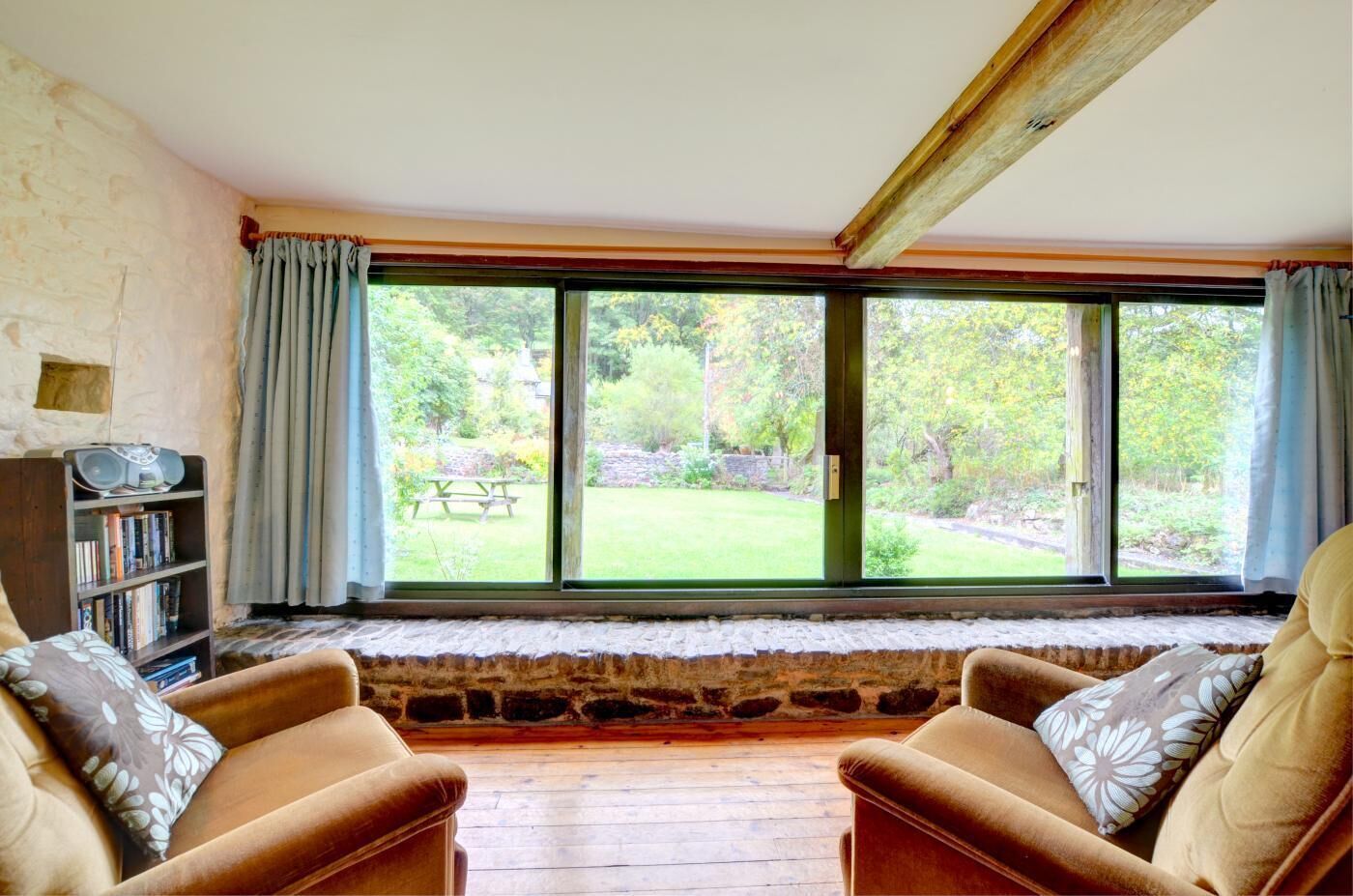 1 Bed In Builth Wells (Oc-wal294) - Builth Wells