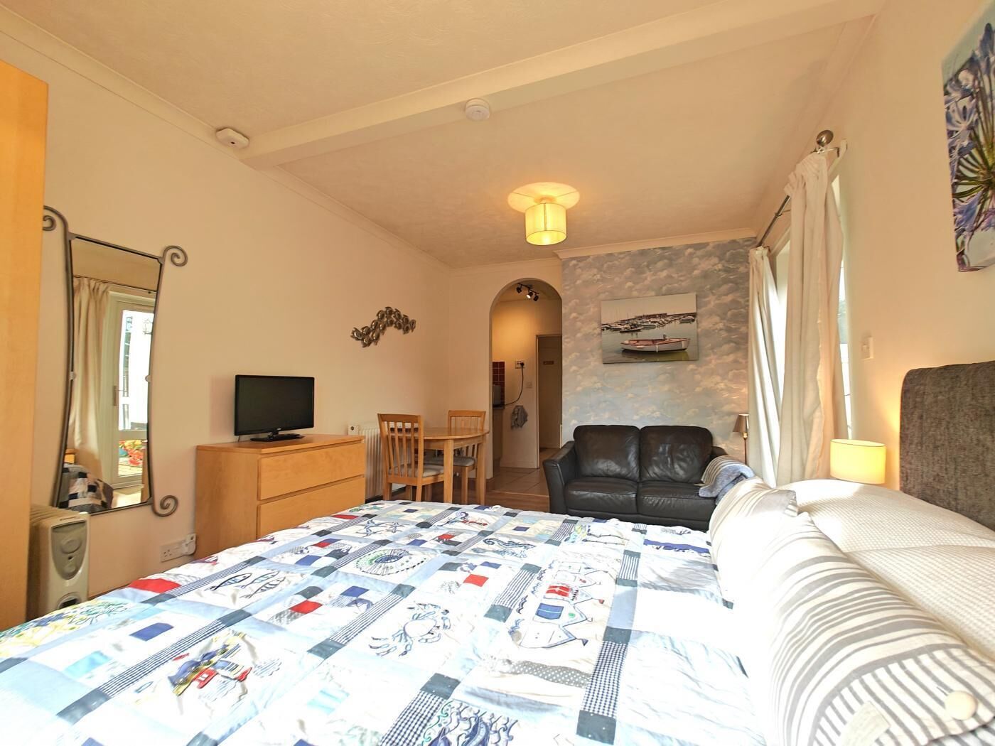 1 Bed In Lyme Regis (Oc-a33559) - Lyme Regis