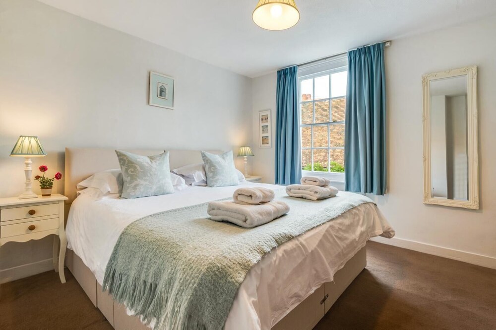 4 Bed in Rye (oc-rh1175) - Rye | Stayz