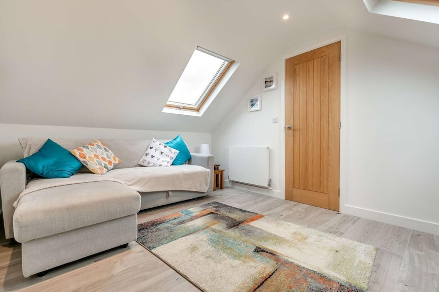 1 Bed In Helston (Oc-a27352) - Porthleven