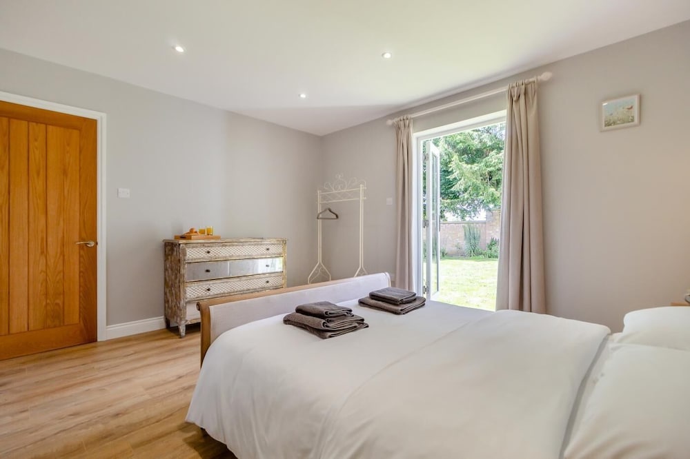 2 Bed in Oxborough (oc-r29290) - Oxborough | Stayz