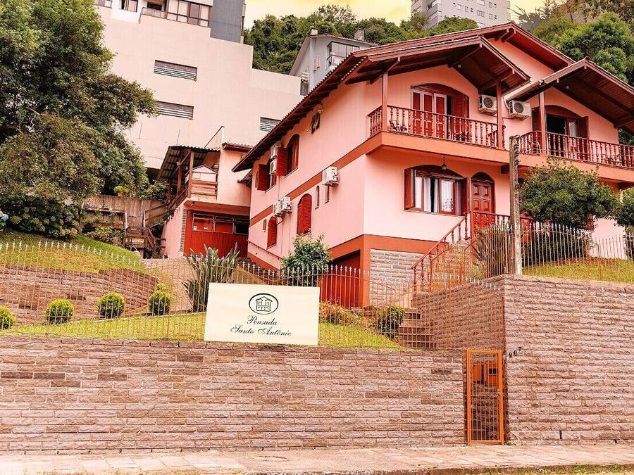 Fachada da propriedade
