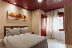 Quarto Duplo Standard, 1 cama de casal, vista para o jardim, no piso executivo | Secretária adequada para computadores portáteis, Wi-fi grátis 