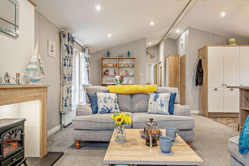 2 Bed In St. Helens (Oc-s29960) - Whitecliff Bay Holiday Park