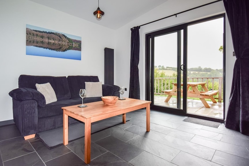 1 Bed In Llanerfyl (Oc-d30168) - Snowdonia National Park