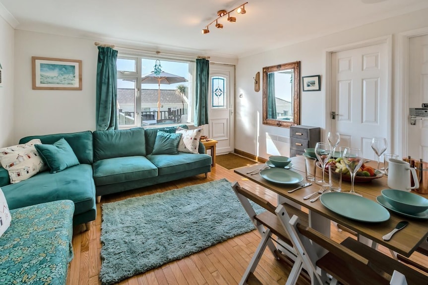 2 Bed In Mullion (Oc-k7968) - Lizard