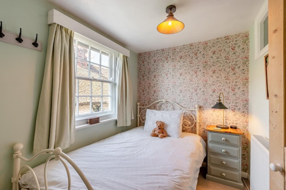 2 Bed in Rye (oc-t31070) - Rye | Vrbo