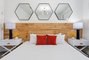 Vila (4 Bedrooms) | 4 quartos, individualmente decorados, individualmente mobiliados