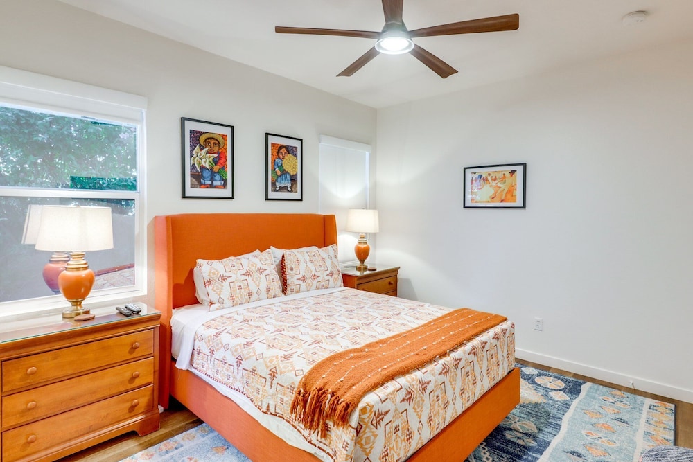 Welcome to this spacious vacation home in the beautiful Terra Lago ...