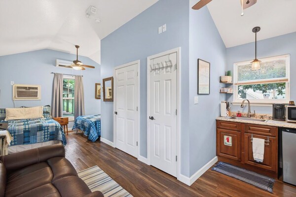 Gil's Bayou Cabins - Ocean Springs, MS