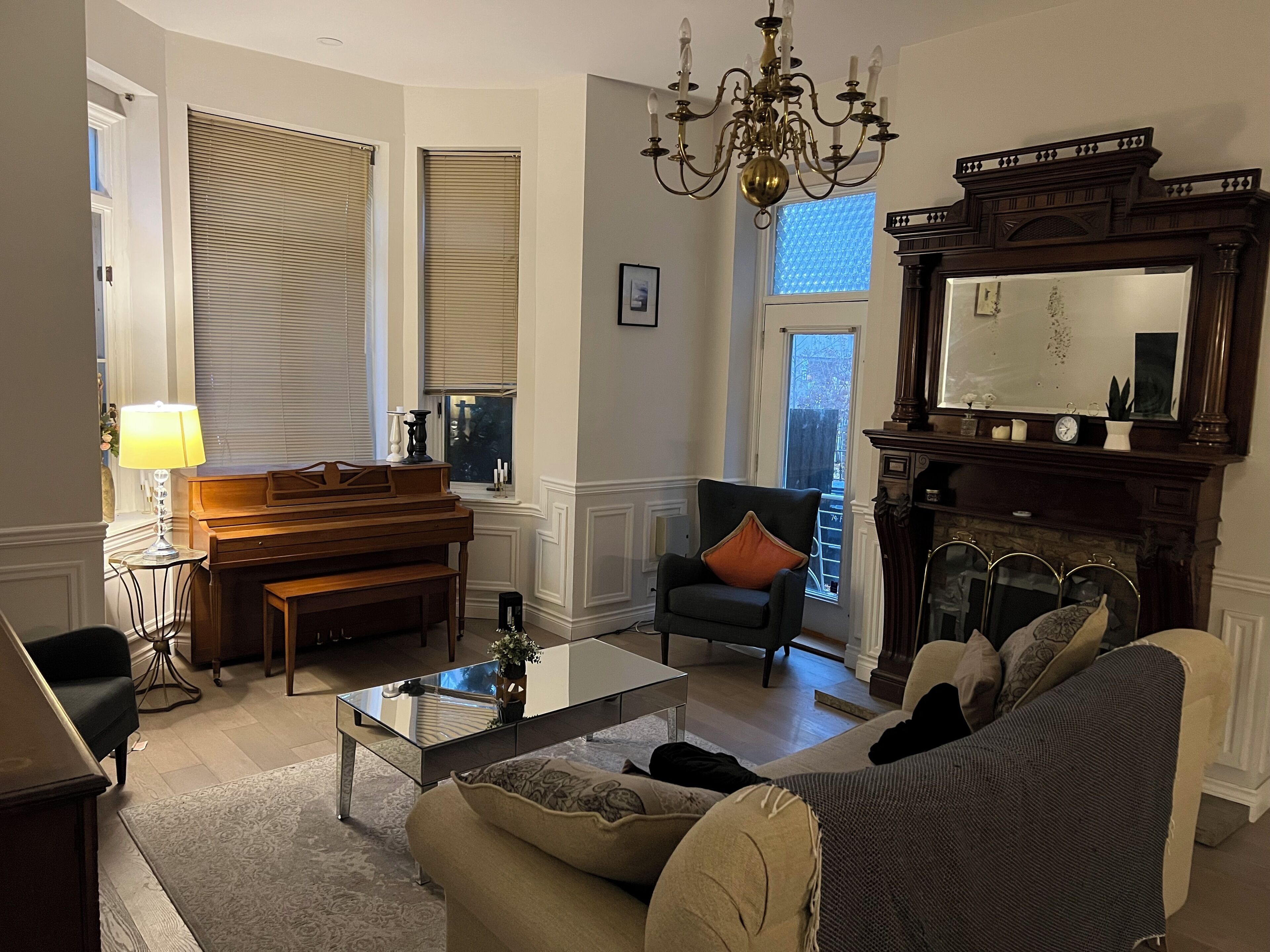 Luxury Victorian Living - Mississauga