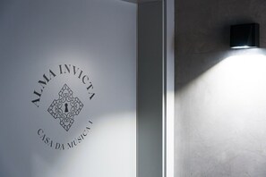 GuestReady - Alma invicta 'casa da música I' Reviews, Deals & Photos ...