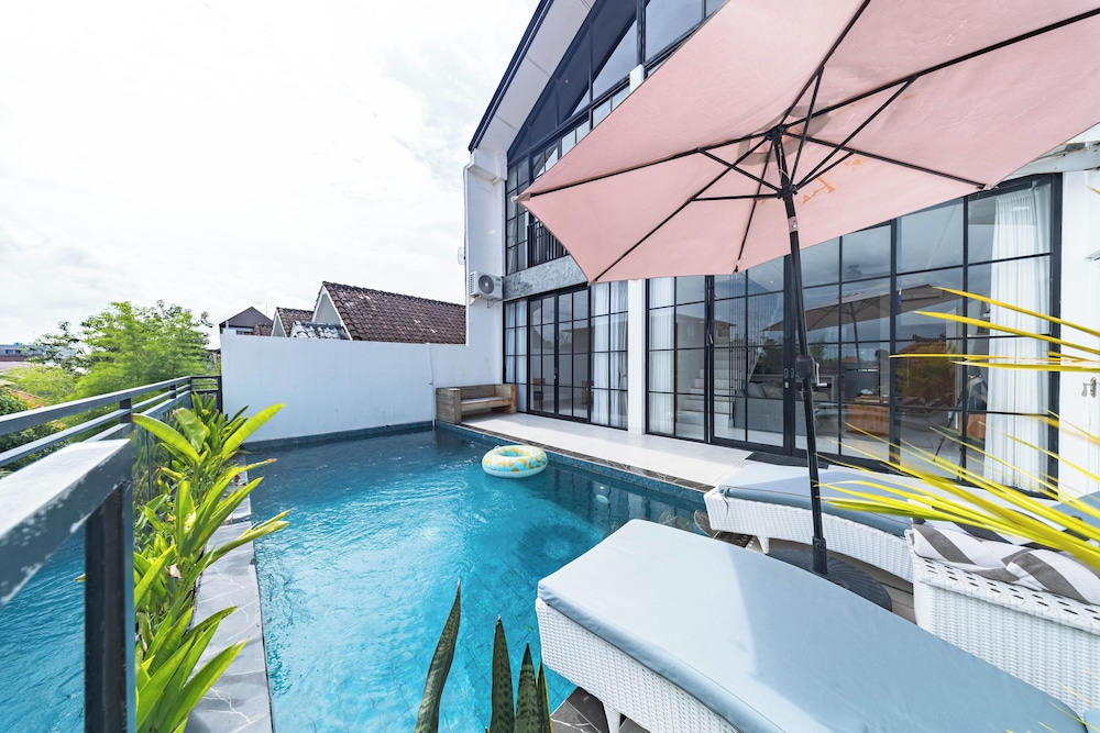 Loft 360 Apartment - Seminyak