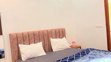 Quarto solteiro | Wi-Fi de cortesia