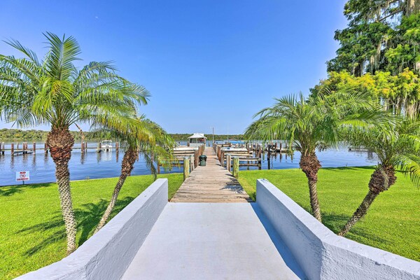 Pool Access & Lanai! Welaka Condo On St Johns - Welaka State Forest, Crescent City