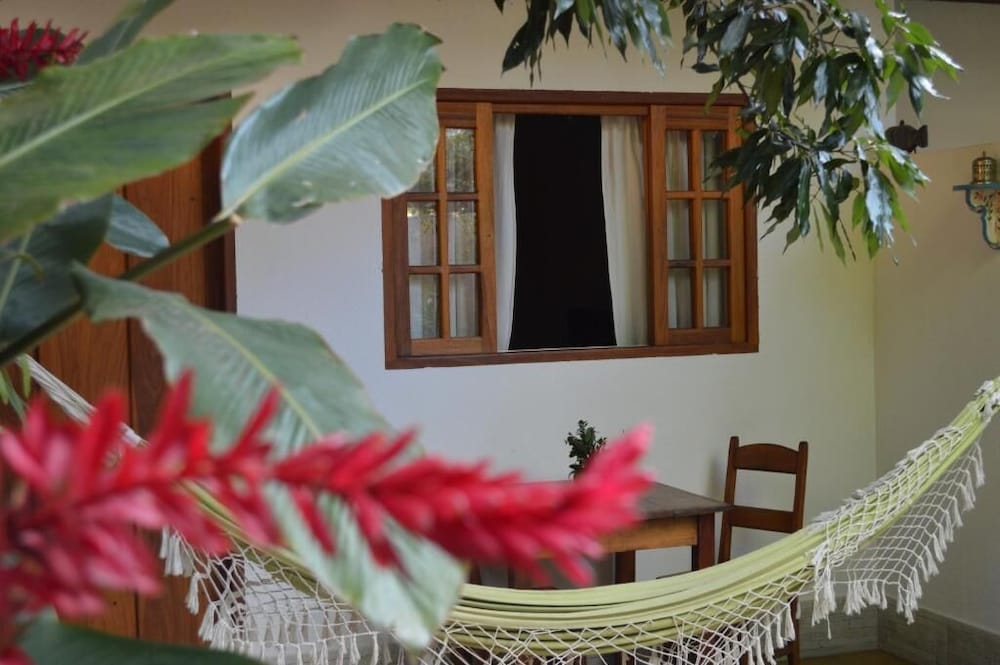 Pouse No Jardim - Goiás (estado)