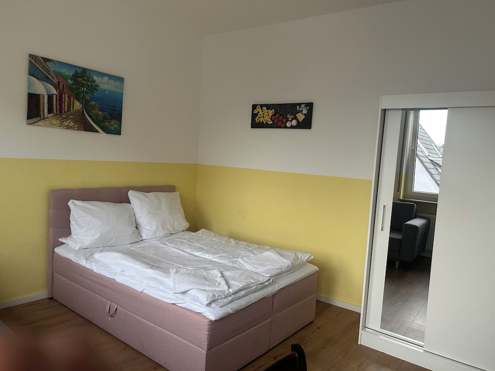 Hotel Ri - Esslingen am Neckar