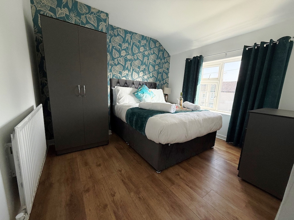 3 Bedroom House Near Arena - Coventry