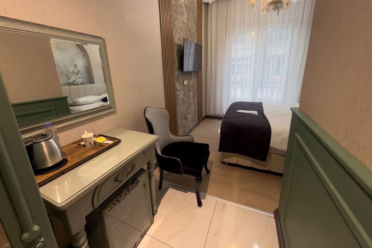 Quarto Individual, Vista para a cidade | Wi-fi grátis