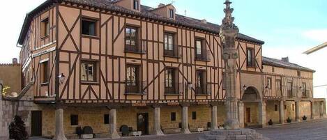 Fachada da propriedade