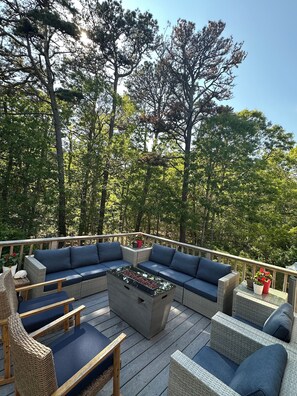 Spacious & Updated Rare Cape Cod Find. Wellness room. Reviews, Deals ...