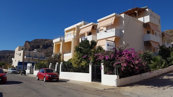 Michalis Studios & Apartments - Palaiochora