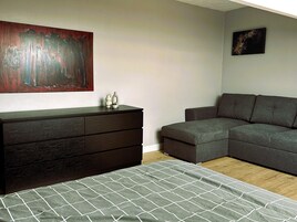 Casa | 4 quartos, com mobília individualizada, roupa de cama fornecida 