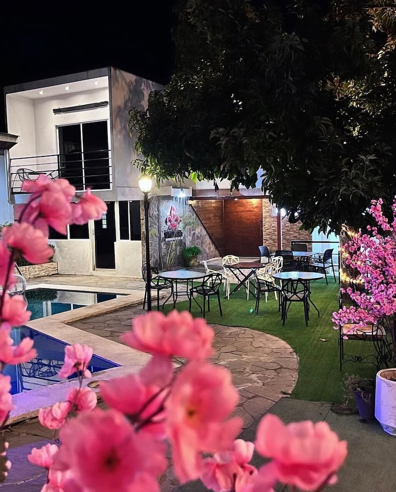 Hotel Villa Napoli - Santa Ana