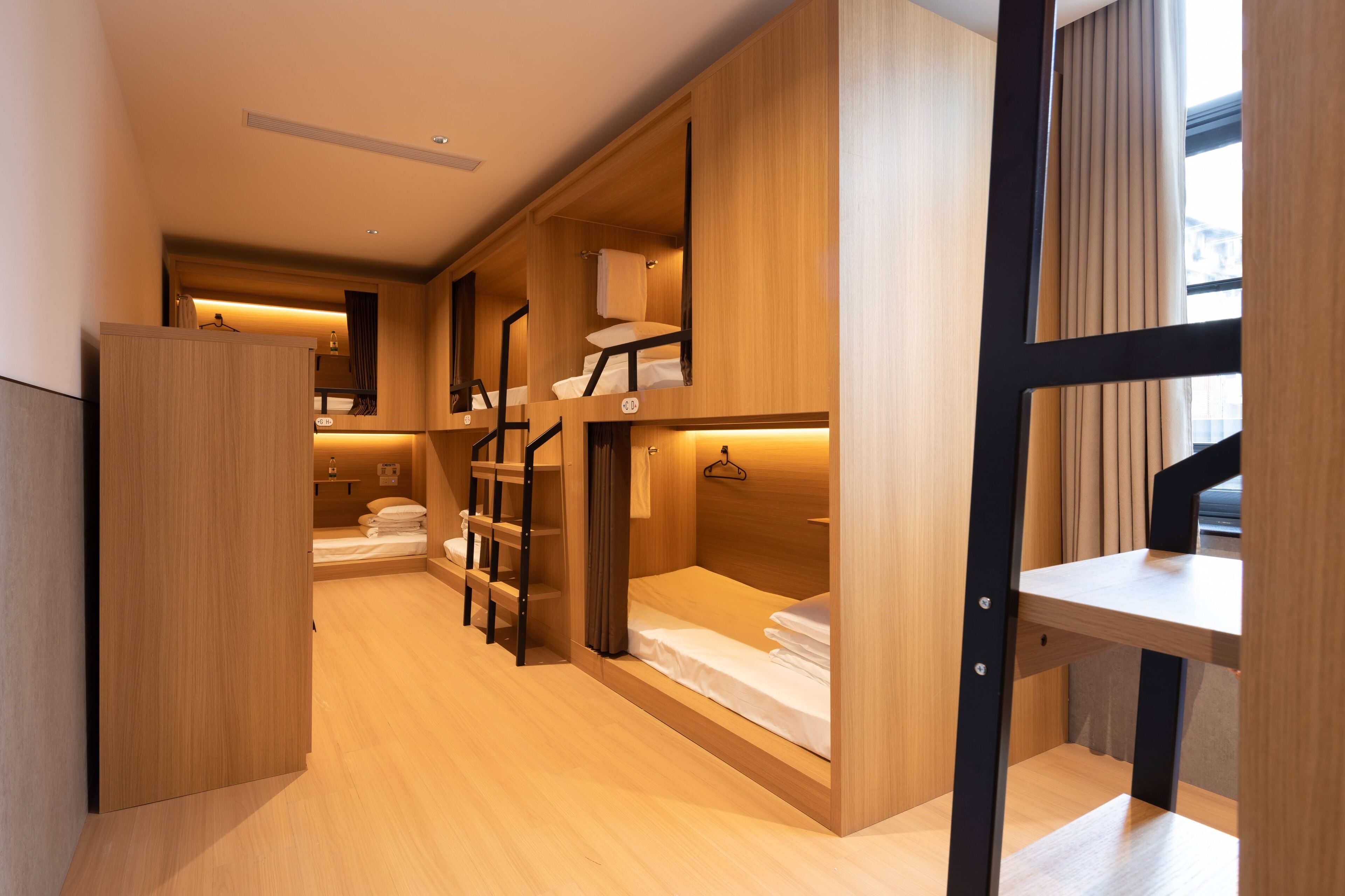 Roupa de alta qualidade, cortinas/cortinados opacos, Wi-fi grátis 