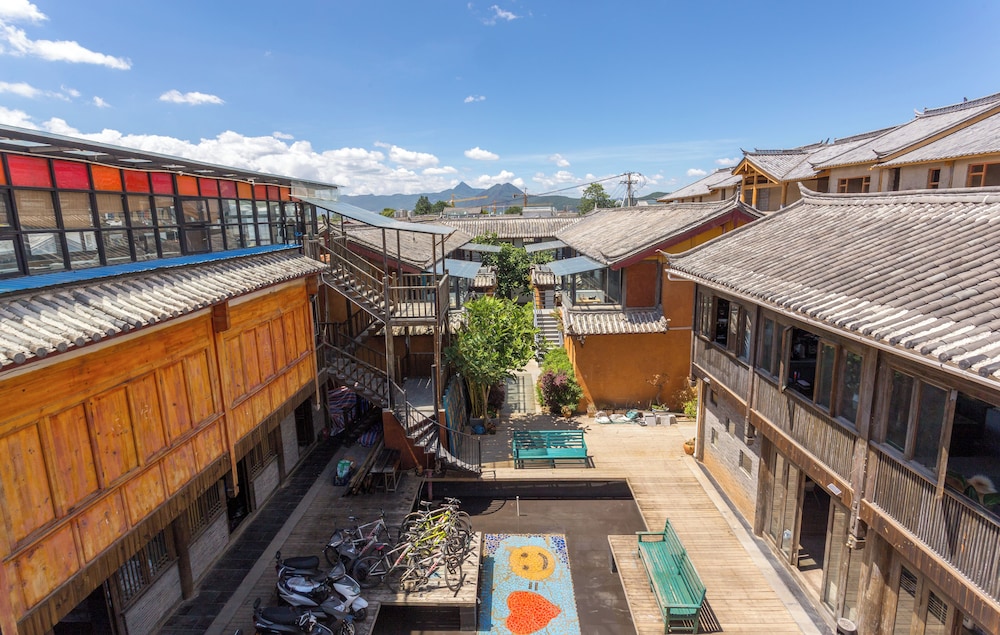 Lijiang Desti Youth Park Hostel - Lijiang