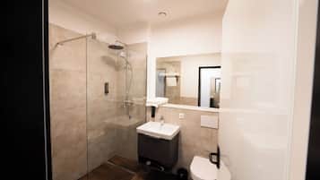 Quarto Duplo ou Twin Comfort | Casa de banho acessível para cadeiras de rodas