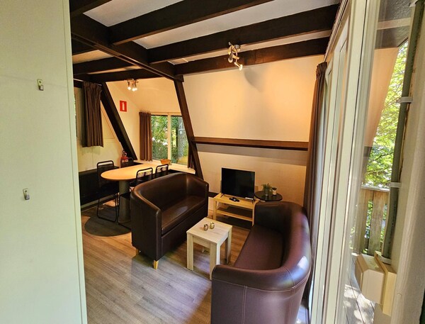 Charming Chalet In Durby With Patio - Wallonië