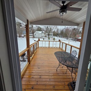 CherryWood Home-2 miles from Downtown & Mayo Clinic Reviews, Deals ...