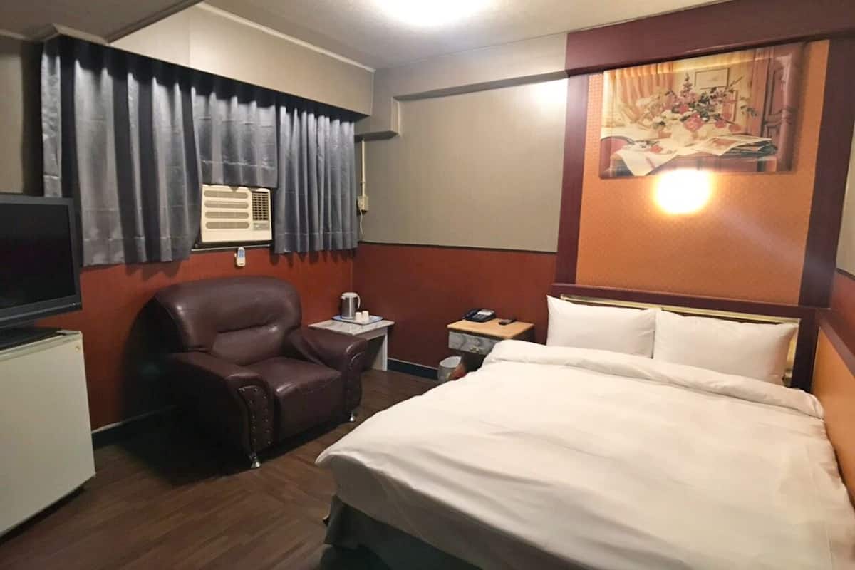 Quarto casal econômico | Wi-Fi de cortesia