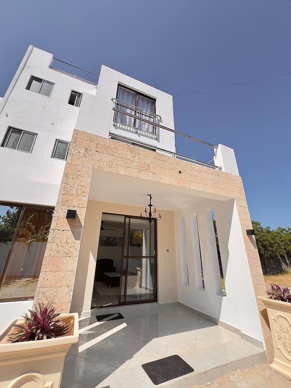 Elkhart Fereinhaus Villa - Mombasa