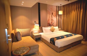 Quarto Duplo Premier | Com mobília individualizada, secretária 