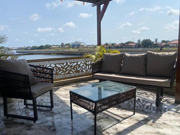 Lakefront 2-BR-Apt With 24Hrs Power + Starlink Wi-Fi Reviews, Deals ...