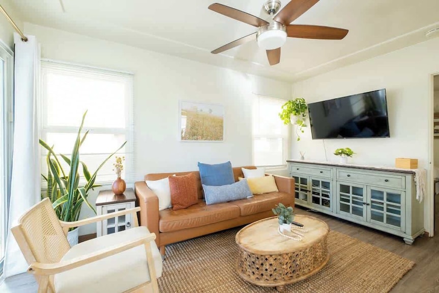 Boho Chic Cottage | Walk To Cafes | Outdoor Lounge - La Jolla Cove Beach, CA