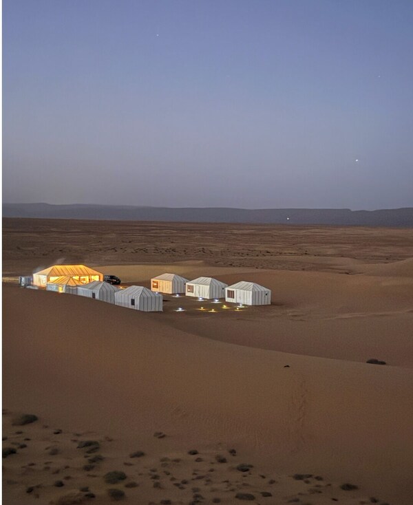 Arawan Luxury Desert Camp - Mhamid