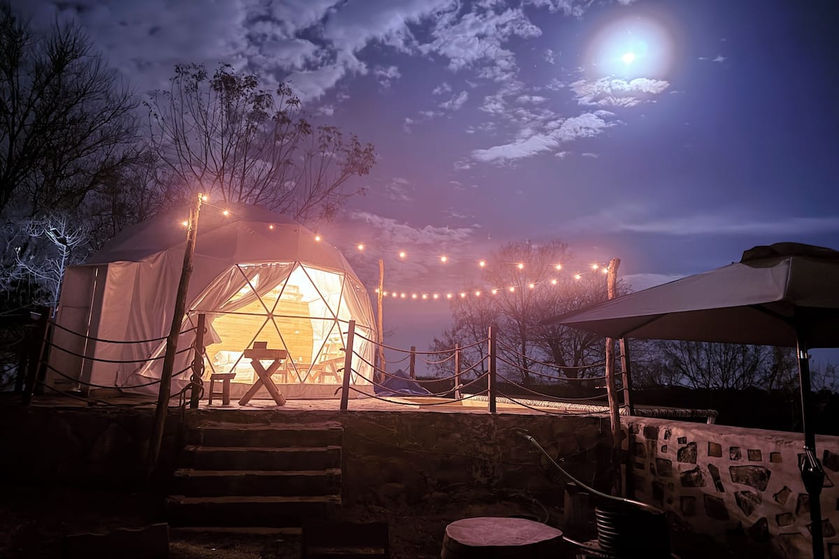 Wi-fi grátis, roupa de cama fornecida