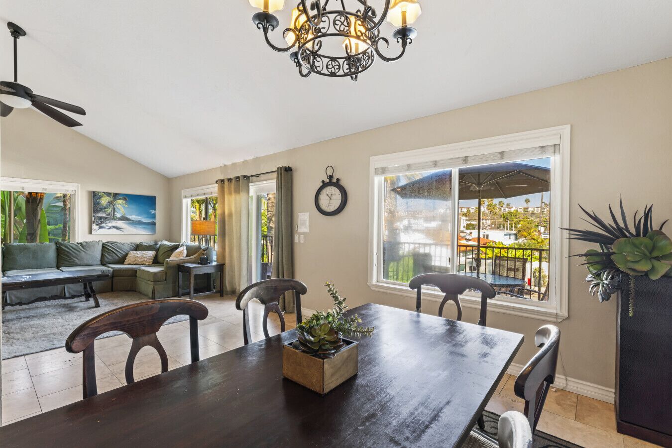 Tropical 2br Retreat  Walk To Beach + Large Deck - Laguna Beach, CA