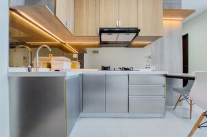 Apartamento standard, 2 quartos | Cozinha privada