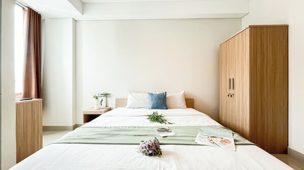 Good Studio At Apartment Tamansari Iswara Reviews, Deals & Photos 2026 ...