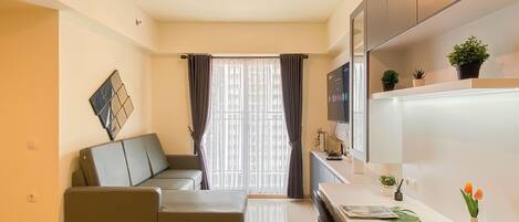 Apartamento Standard, 3 quartos | Sala de estar