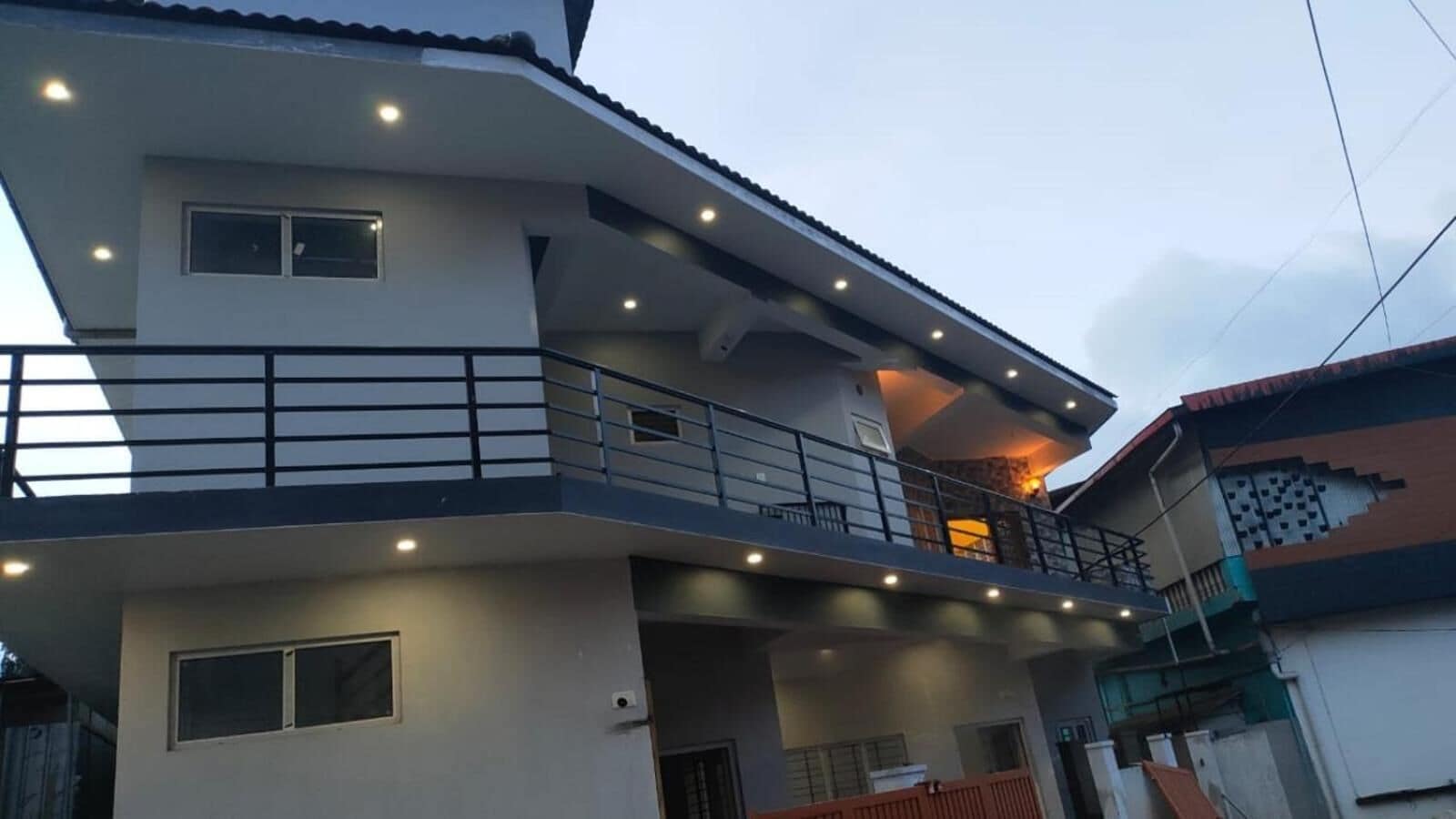 Fachada da propriedade