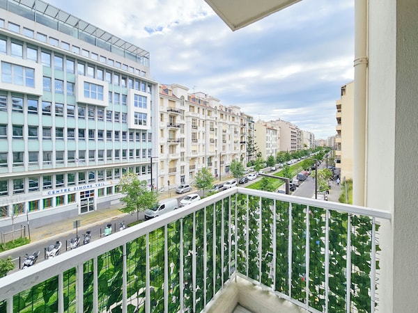 ニュー ビッグ フラット 8 パース エアコン Wifi - ニース