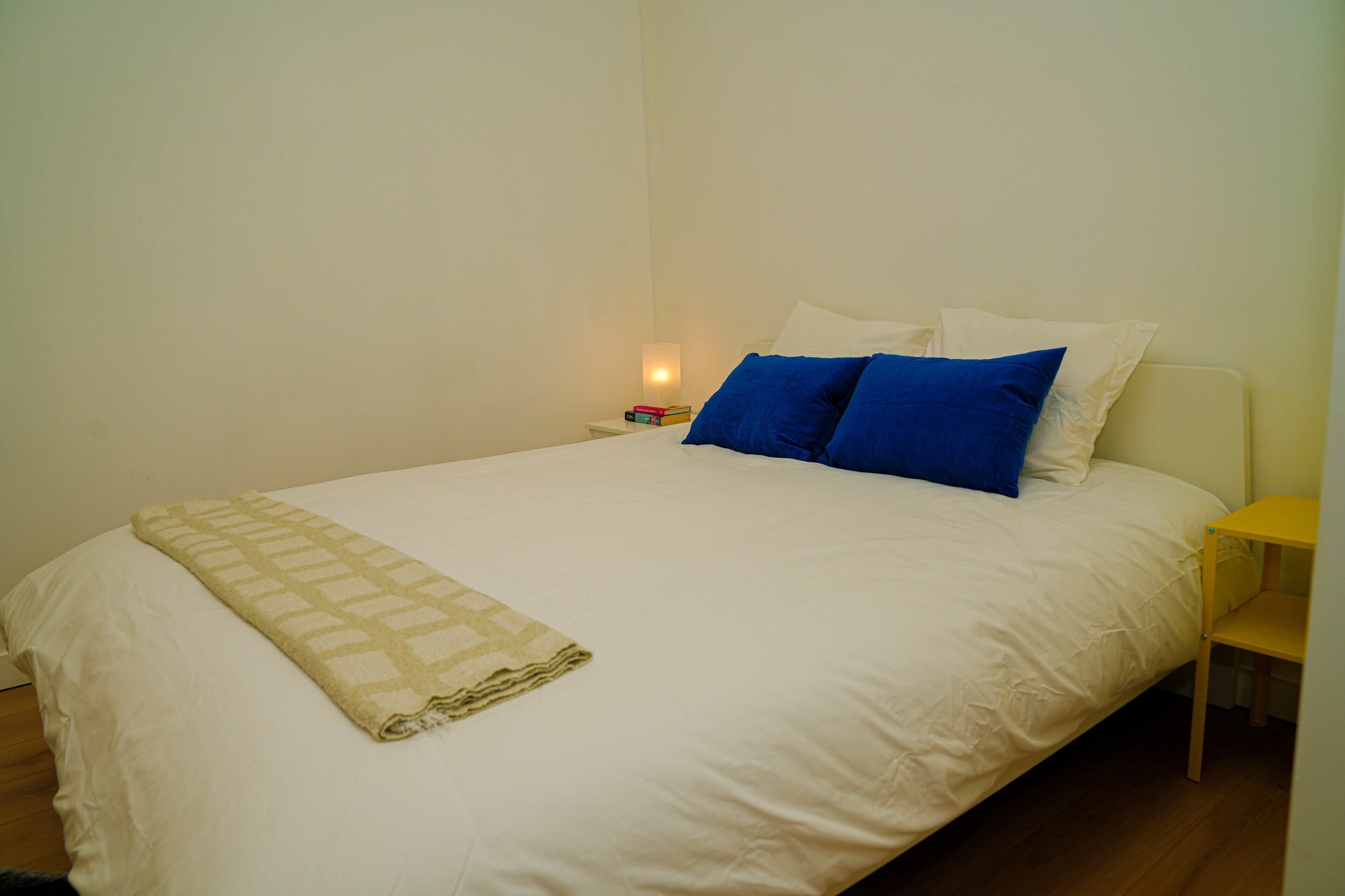 Apartamento Básico | Ferro/tábua de engomar, Wi-fi grátis 